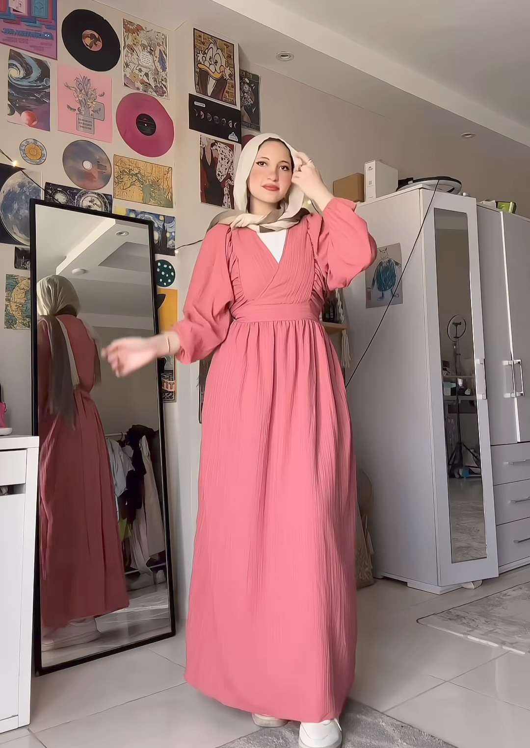 Cashmere Koresha Dress - Dresses 2025